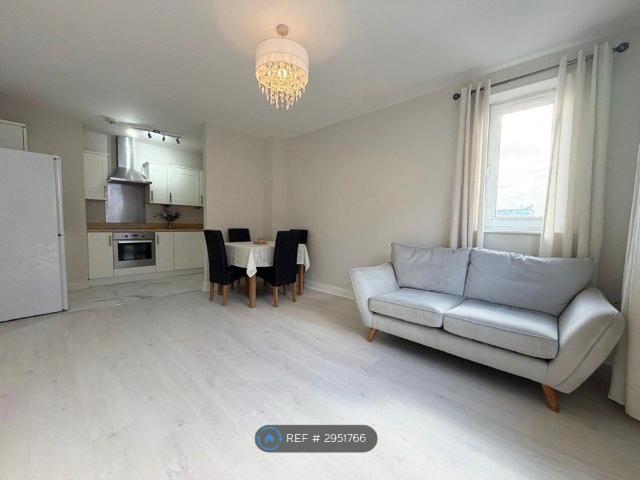 French Court, Southampton SO14, 2 bed flat to rent, £1,500 pcm | PrimeLocation