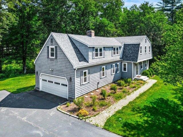 French Ct, Merrimack, Home For Sale