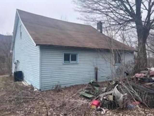 French Hill Rd, Pownal, Home For Sale