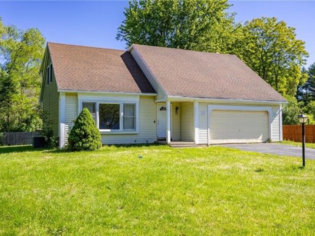 French Meadow Ln, Rochester, Home For Sale