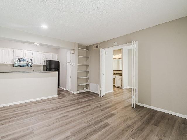 French Place Apartments 2 Bedroom Apartment for Rent at 109 W French Pl, San Antonio, TX 78212 Monte Vista