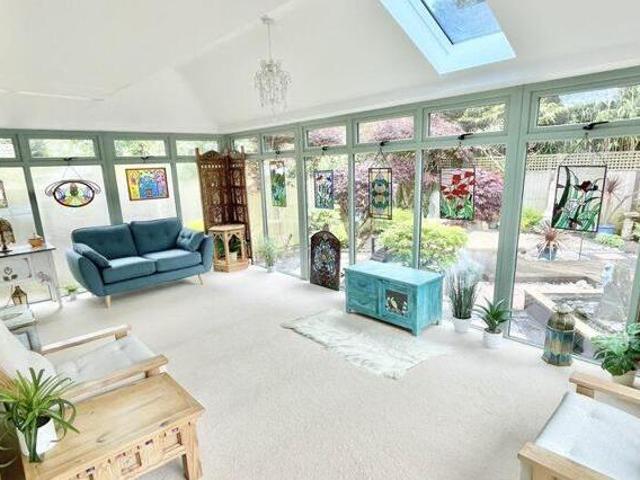 Frenchs Farm Road, Upton, 3 Bedroom Bungalow
