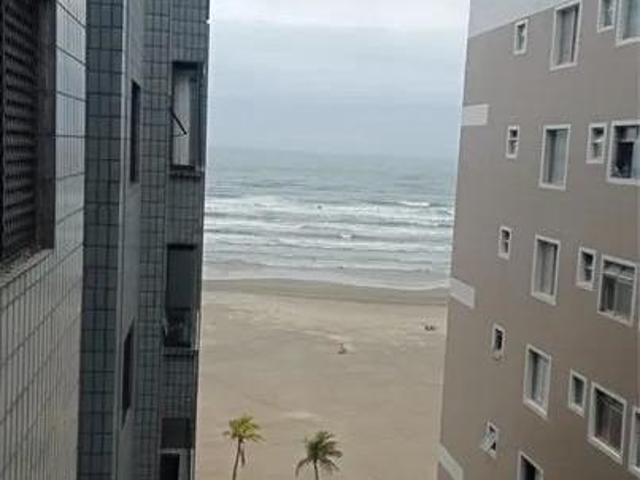 Frente a Praia 2 Dormitórios 2 Banheiros com Lazer