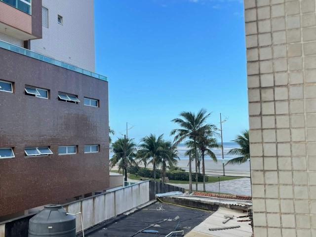 Frente ao mar, Praia Grande Maracanã Mirim, conforto e praticidade!