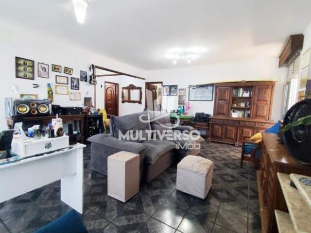 Frente Mar na Pompeia – 3 Dormitórios 1 Suíte Vaga Demarcada 179m²