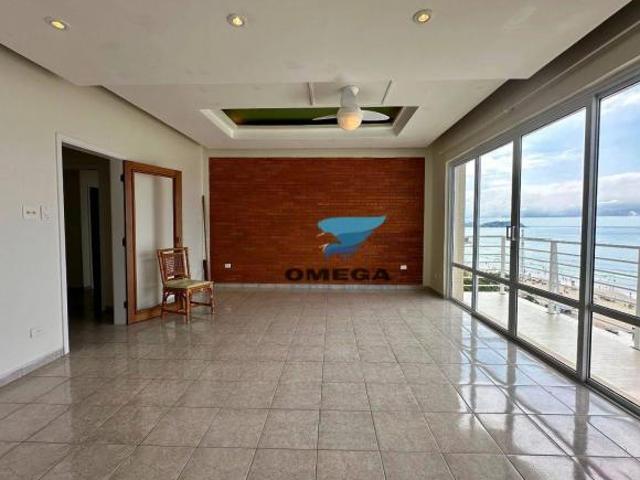 FRENTE MAR Apartamento com 5 dormitórios à venda na Praia das Pitangueiras Guarujá/SP. CONFIRA !