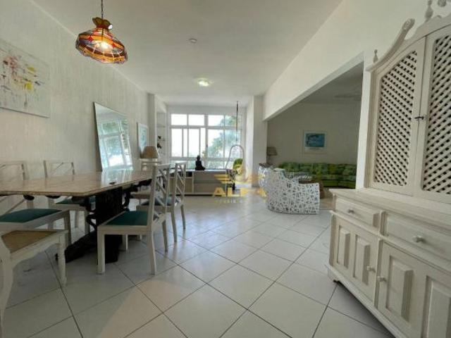 FRENTE MAR Apartamento com 3 dormitórios à venda, 136 m² Pitangueiras Guarujá/SP