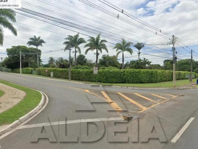 FRENTE PARA A PISTA, ESQUINA, ÚNICA NO LAGO SUL