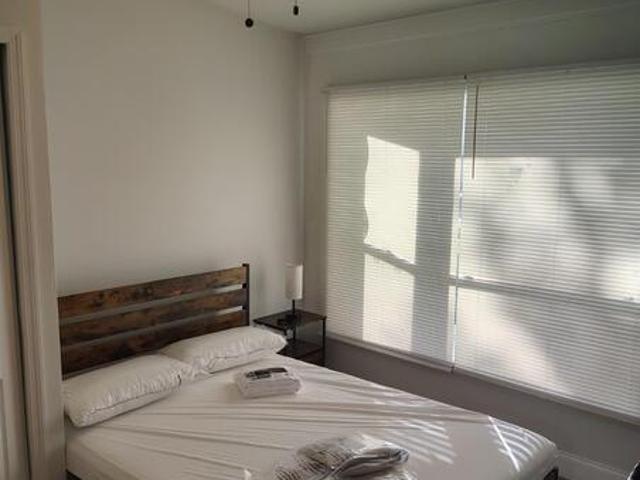 Fresh Reno • Spacious Rooms • Close to Everything in Tampa!