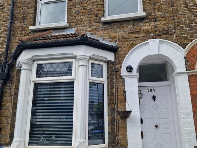 Freshly Refurbished 3 Bed House London N18