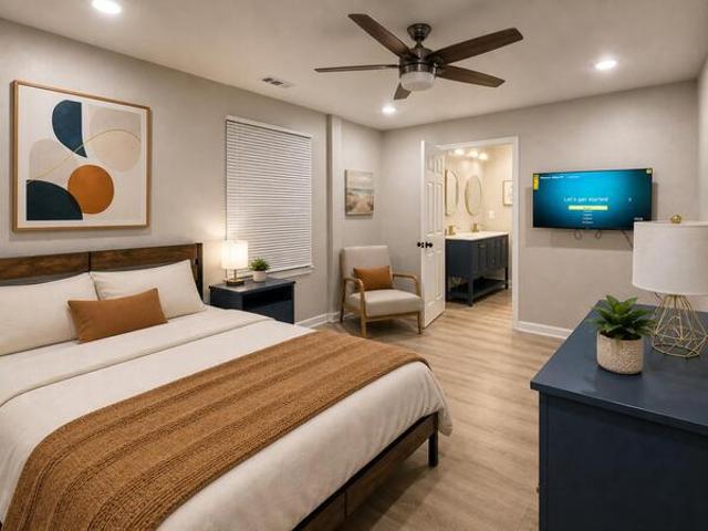 Freshly Renovated Decatur House. Roku TV in every room! Bus drives right by too! Come rent in luxury at this Premium Padsplit!