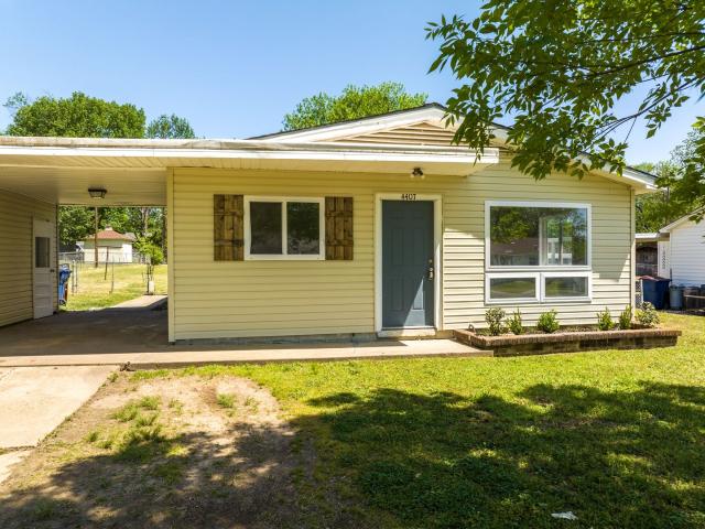 Freshly Updated 3 Bedroom House