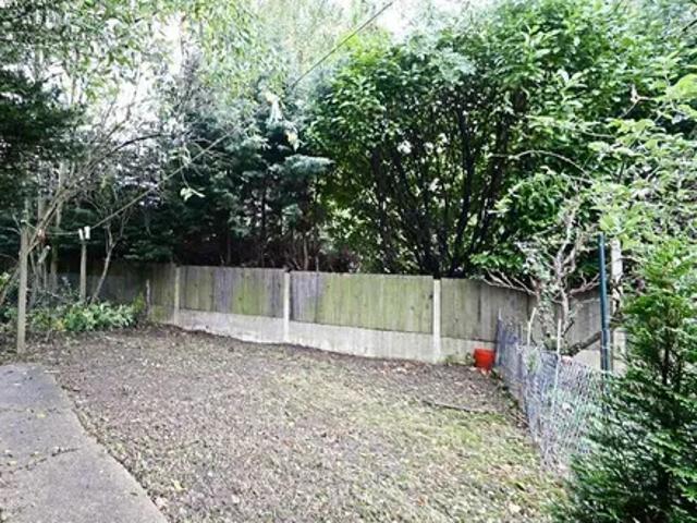 Frith Court, London, NW7 1JP, United Kingdom | 3 bed apartment for rent #138931444 | Rentberry