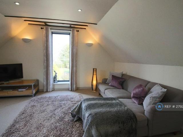 Frith Farm House, Faversham, ME13 1 bed flat to rent £1,295 pcm £299 pw