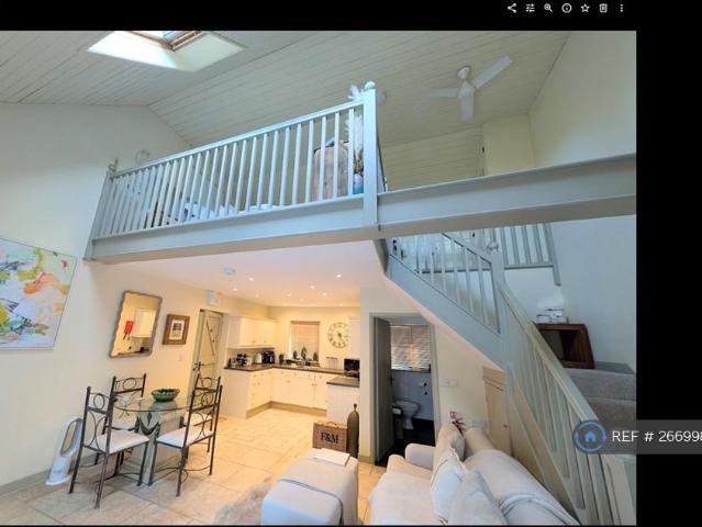 Frith Farm House, Faversham, ME13 1 bed terraced house to rent £1,175 pcm £271 pw