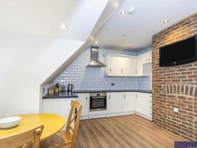 Frithwood Avenue, Northwood, 1 Bedroom Flat