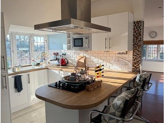 Frithwood Avenue, Northwood HA6, 2 bed flat to rent, £2,175 pcm | PrimeLocation