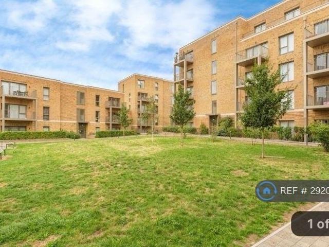 Fritillary Apartments, London, NW7 2 bed flat to rent £2,500 pcm £577 pw