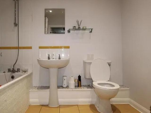 Friars Close, London, IG1 4AZ, United Kingdom | 2 bed apartment for rent #134707665 | Rentberry