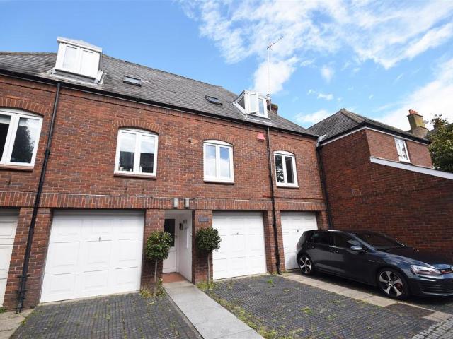 Friars Lane, Richmond 1 bed apartment to rent £2,350 pcm £542 pw