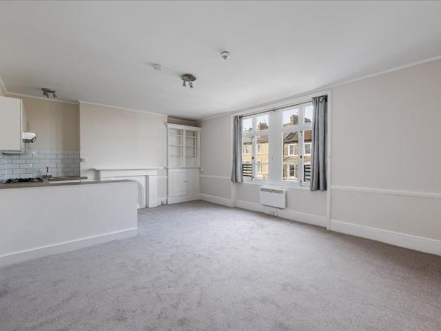 Friars Stile Road, Richmond, Surrey TW10, 1 bed flat to rent, £1,798 pcm | PrimeLocation