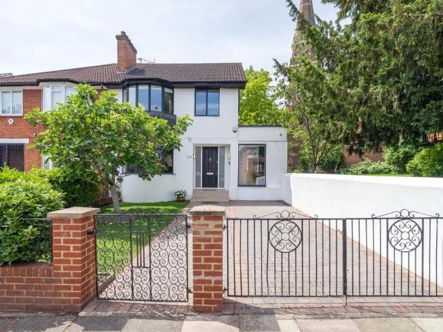 Friars Place Lane London W3 4 bed flat to rent £6,500 pcm £1,500 pw