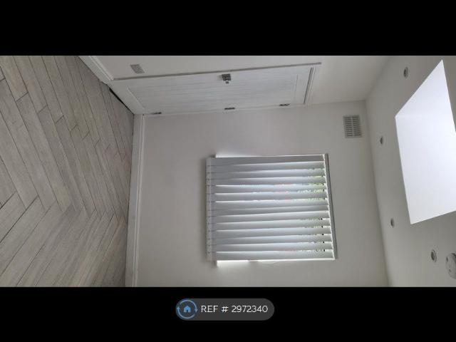 Friars Way, London W3, Studio to rent, £1,250 pcm | PrimeLocation