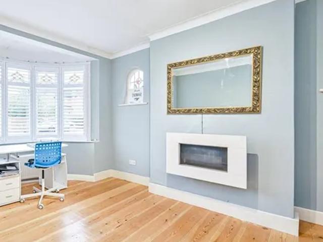Friars Walk, London, N14 5LP, United Kingdom | 4 bed townhouse for rent #135551948 | Rentberry