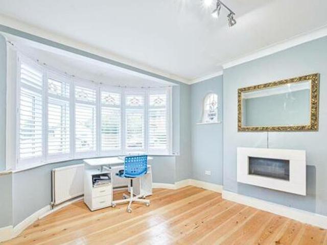 Friars Walk, Southgate, 4 Bedroom Terraced