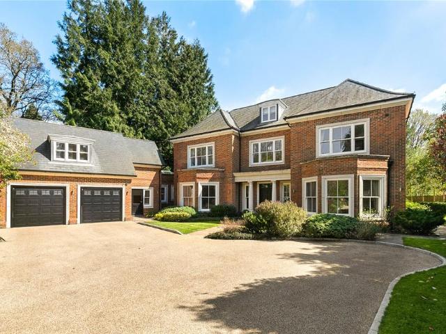 Friary Road, Ascot, Berkshire, SL5 7 bed detached house to rent £14,000 pcm £3,231 pw
