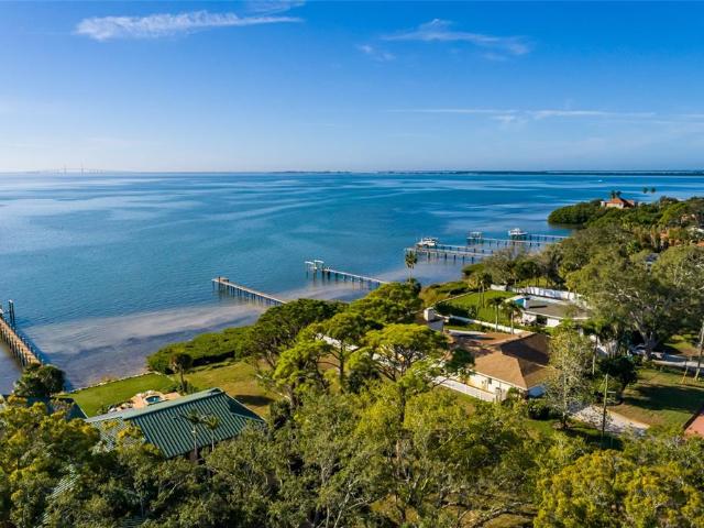Friendly Way St S, St. Petersburg, FL 33705 | MLS #TB8464