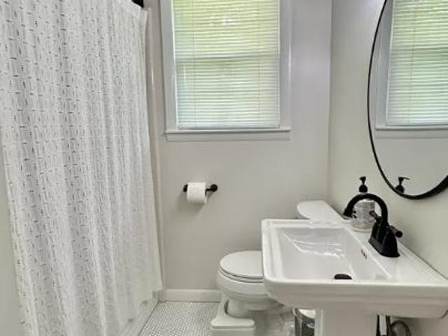 Friendly atmosphere, private rooms available