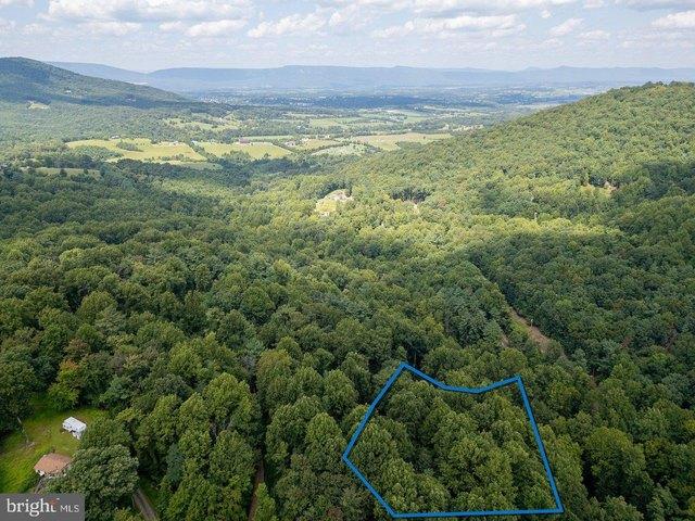Friendly Ln, Stanley, VA 22851