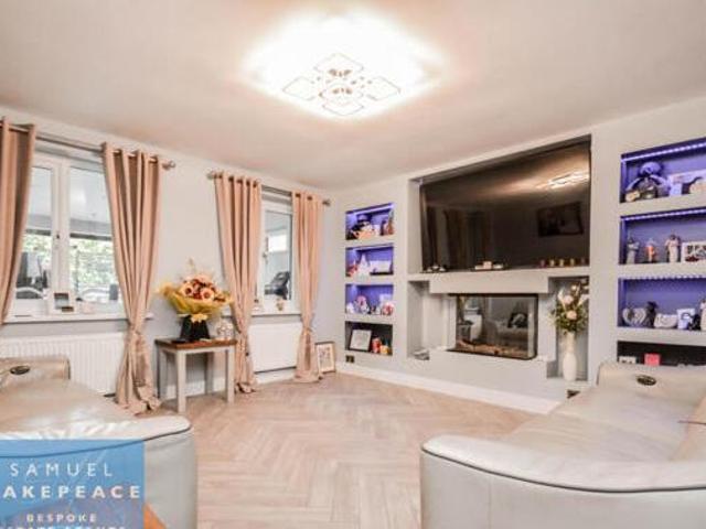 Friesian Gardens, Teesdale Heights, 5 Bedroom Detached