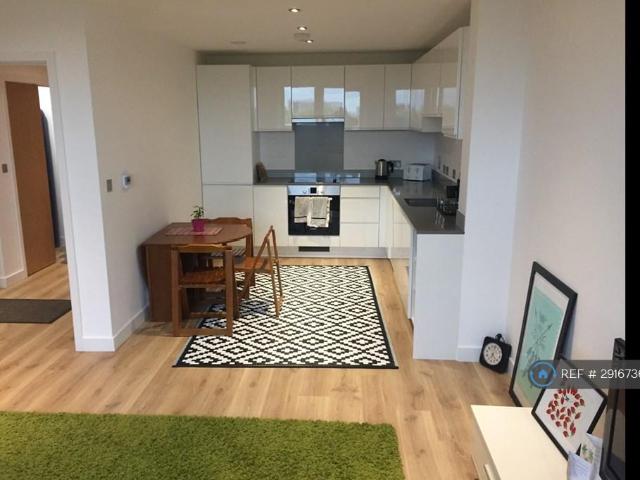 Friesian House, London, E2 1 bed flat to rent £2,350 pcm £542 pw