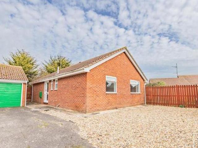 Frietuna Road, Kirby Cross, 3 Bedroom Detached