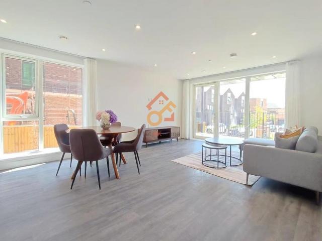Frilford House, 6 Munda Way, Oxford OX2 2 bed flat to rent £2,250 pcm £519 pw