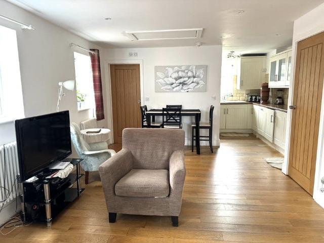 Frimley Road, Camberley GU15, 2 bed maisonette to rent, £1,300 pcm | PrimeLocation