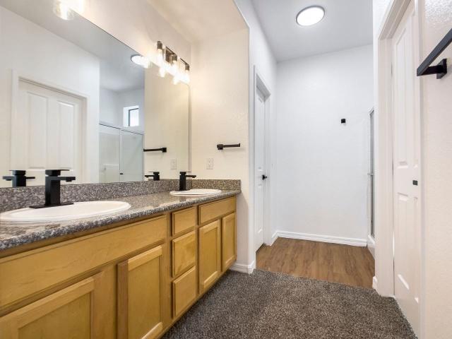 Fringe on 61st 3 Bedroom Apartment for Rent at 8050 N 61st Ave, Glendale, AZ 85302