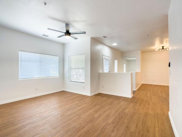 Fringe on 61st 3 Bedroom Apartment for Rent at 8050 N 61st Ave, Glendale, AZ 85302