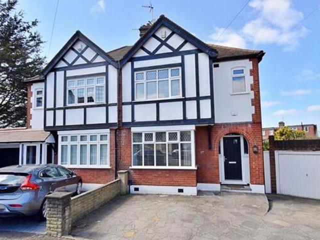 Frinton Drive, Woodford Green, 3 Bedroom Semi detached