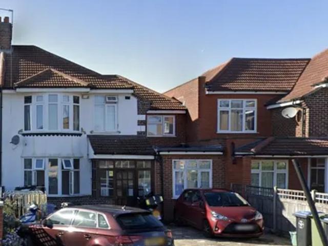 Fryent Primary School, Church Lane, London, NW9 8JD, United Kingdom | Room for rent #138932059 | Rentberry