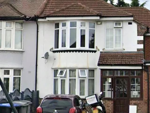 Fryent Primary School, Church Lane, London, NW9 8JD, United Kingdom | Room for rent #165457384 | Rentberry