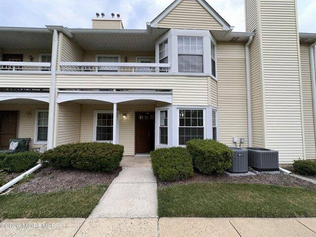 Fryer Ct, Hightstown, Condo For Sale