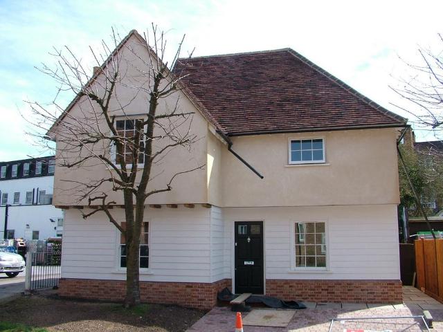 Fryerning Lane, Haslers Mews. 1 bed maisonette to rent £1,148 pcm £265 pw