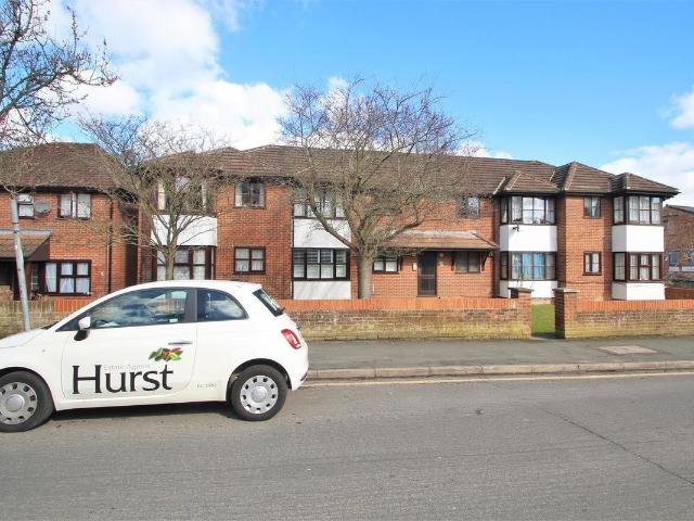 Fryers Court, Eaton Avenue, High Wycombe HP12, 1 bed flat to rent, £950 pcm | PrimeLocation