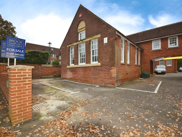 Funtley Court, Funtley Hill, Fareham PO16, 2 bed end terrace house to rent, £1,600 pcm | PrimeLocation