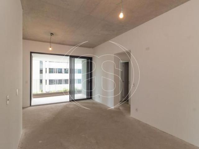 FUNCHAL 641 apartamento 112m² com 2 suítes e 2 vagas de garagem na Vila Olímpia