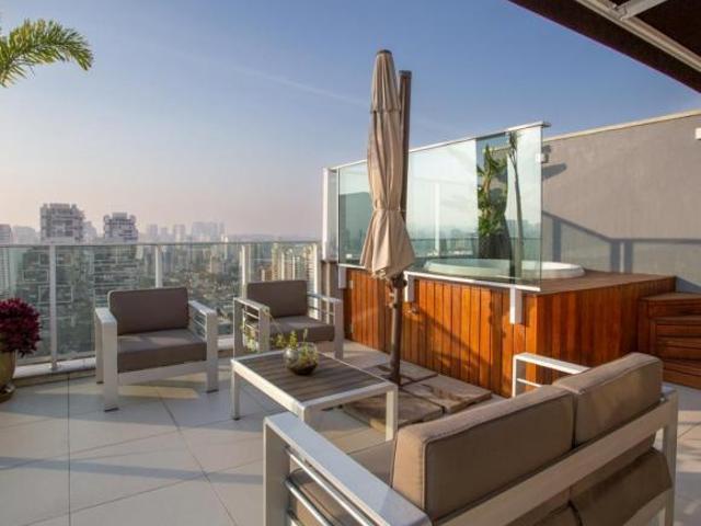 Confortável cobertura para venda e locação em Cidade Monções com 1 quarto, sendo 1 suíte, 93m² rem
