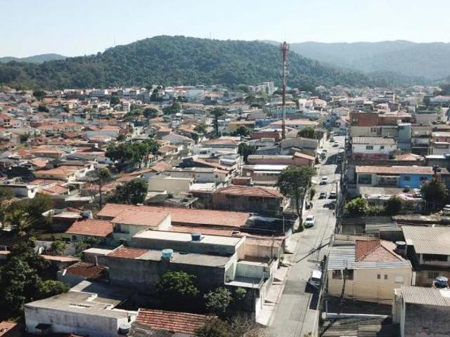 Versátil casa de vila para venda em Bortolandia com 3 quartos, sendo 2 suítes, 100m²